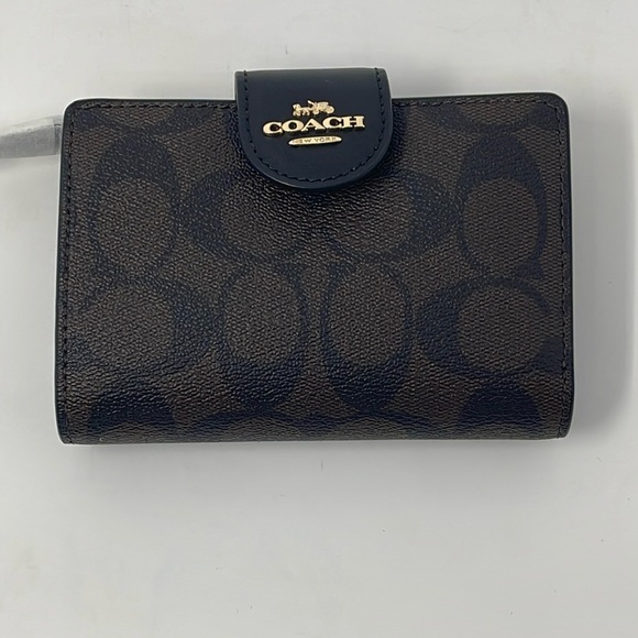 Coach | Accessories | Coach Medium Corner Zip Wallet In Signature ...
